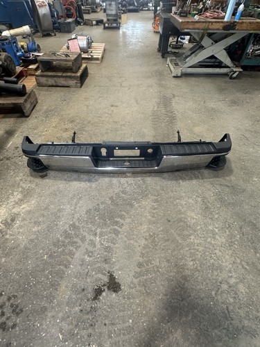 NEW Complete Rear Bumper Assembly For 2015-2019 Silverado Sierra 2500HD ...