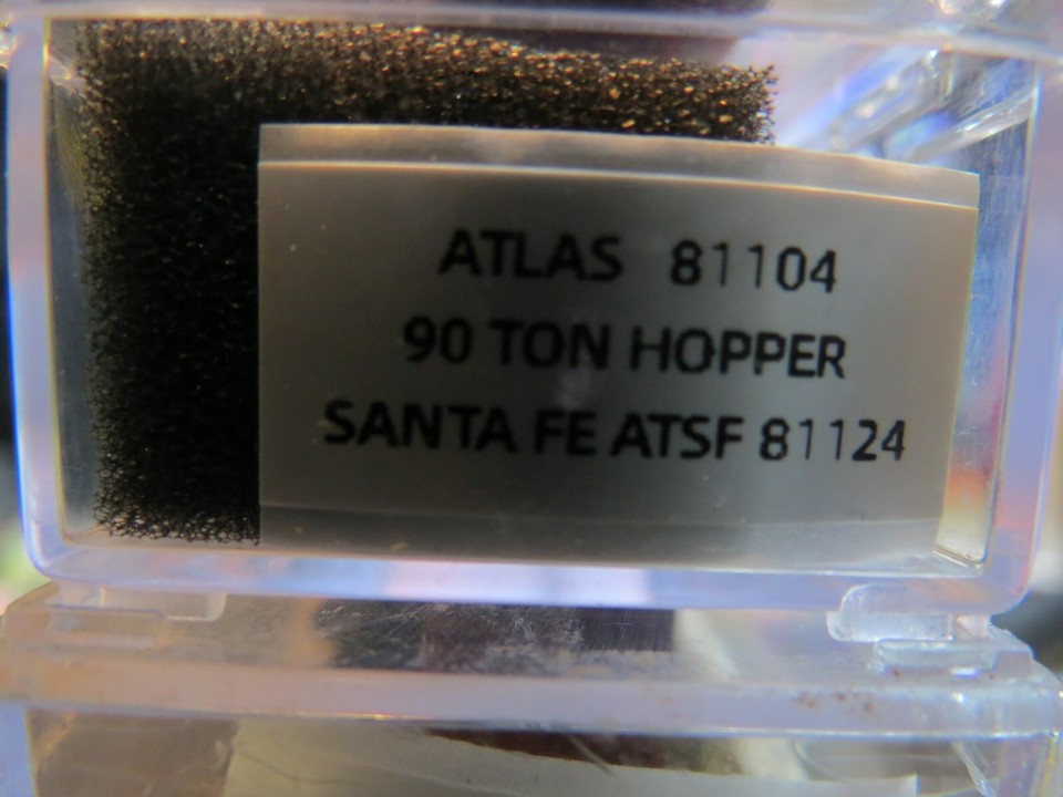 N - Atlas 81104 - 90 Ton Hopper w/load, Santa Fe 81124 LN w/M-M cpl | eBay