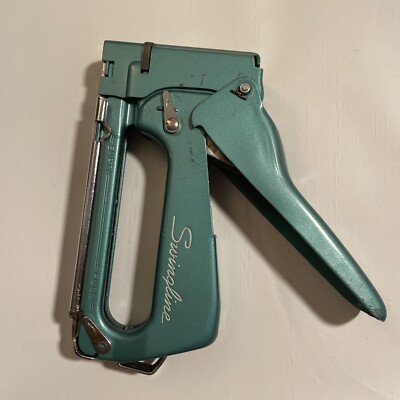 Staplers - Swingline 101