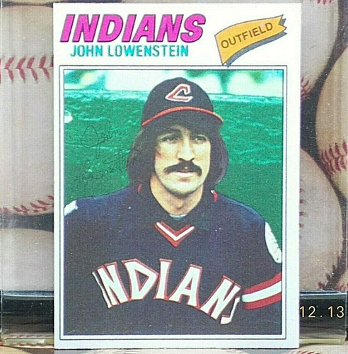1977 TOPPS Baseball Card # 393 *** JOHN LOWENSTEIN *** Cleveland ...