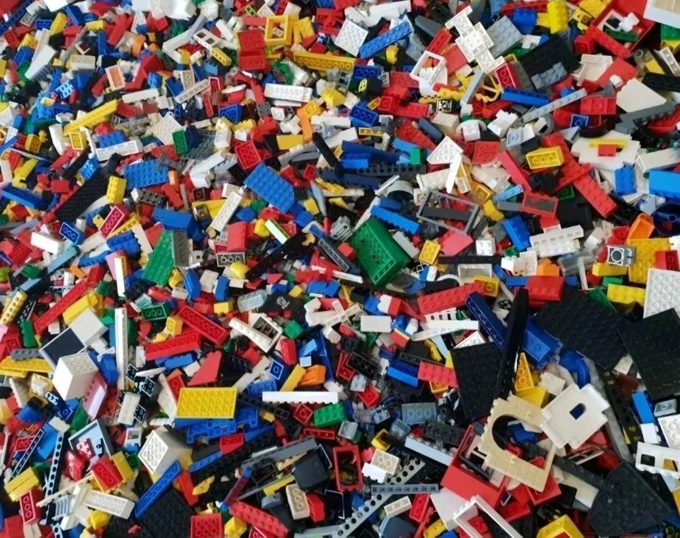 Genuine Lego Bundle 1kg-1000 pieces Mixed Bricks ! Pieces + 2 ...