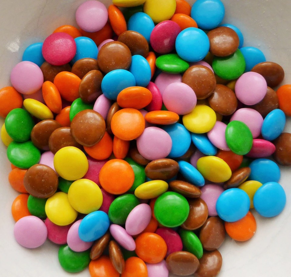 Smarties Milk Chocolate Beans Candy Sweets Retro Party Treat Gift Pick ...