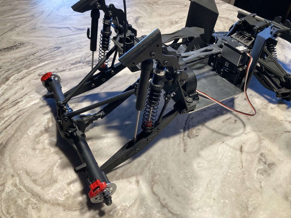 Losi 1/10 Baja Rey Chassis / Roller / Slider | eBay