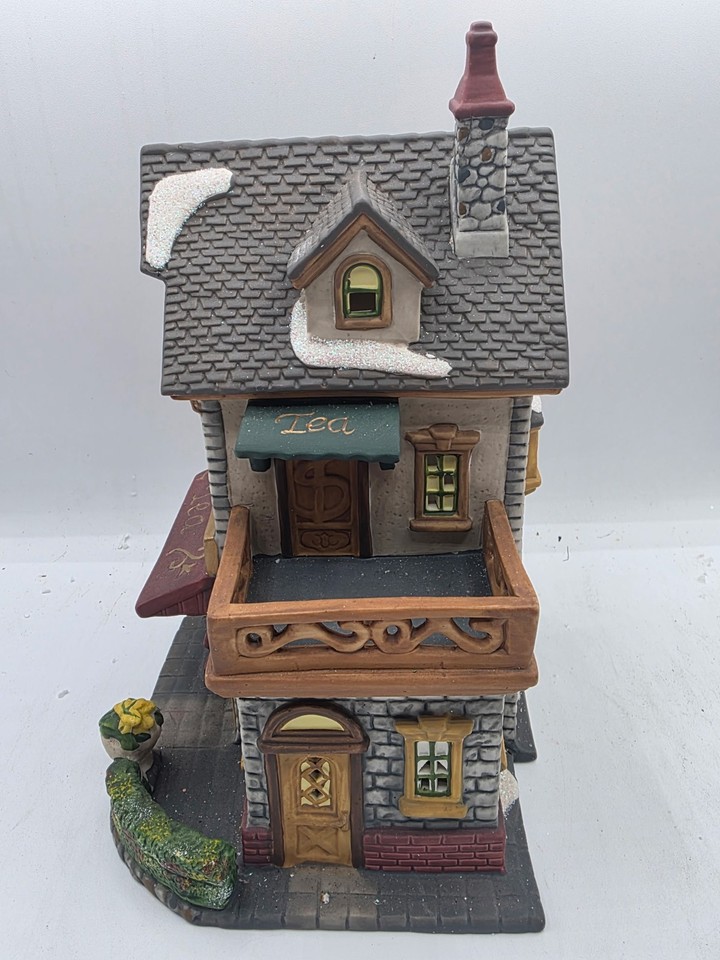 2004 Holiday Time MISTLETOE TEA ROOM Porcelain Lighted Christmas ...