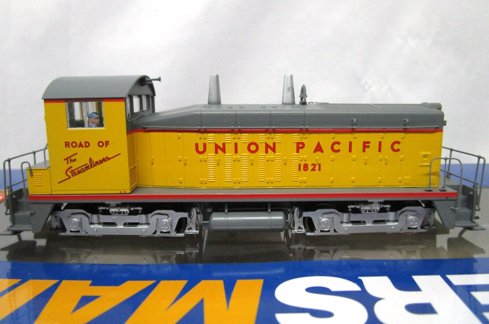 Walthers HO Scale UP Union Pacific EMD SW7 Diesel Locomotive #1821 NOS ...