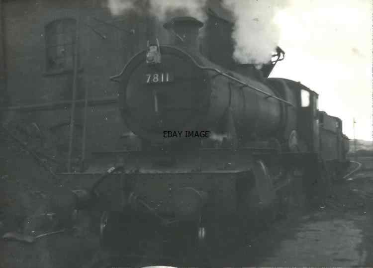 PHOTO GWR MANOR 4-6-0 NO 7829 RAMSBURY MANOR WITH NARROW CHINMEY ...