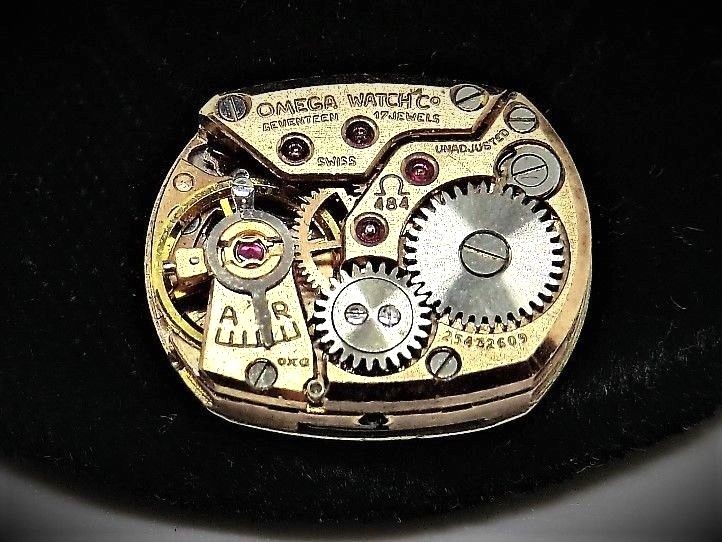 Vintage 17 Jewel Omega Watch Movement cal. 484 unadjusted OXG 25432609 ...