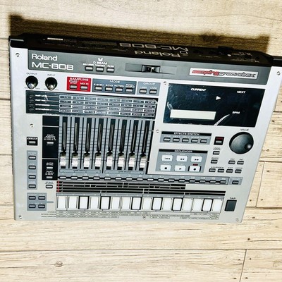 Roland MC-808 Sampling Groovebox Power confirmed RT | eBay