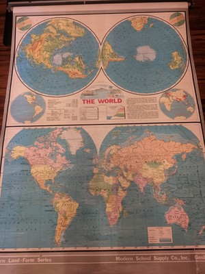 World Maps - Pull Down World Map