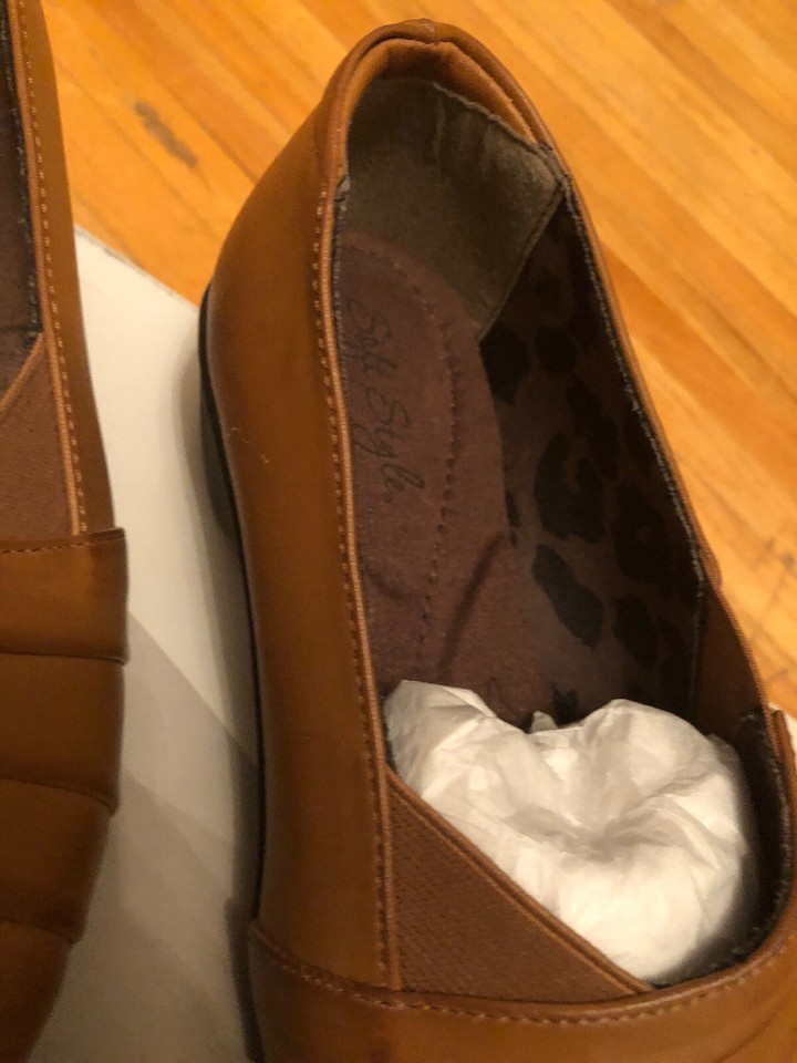 Soft Style Womens Kambra Closed Toe Classic Pumps, Tan Burnished, Size ...