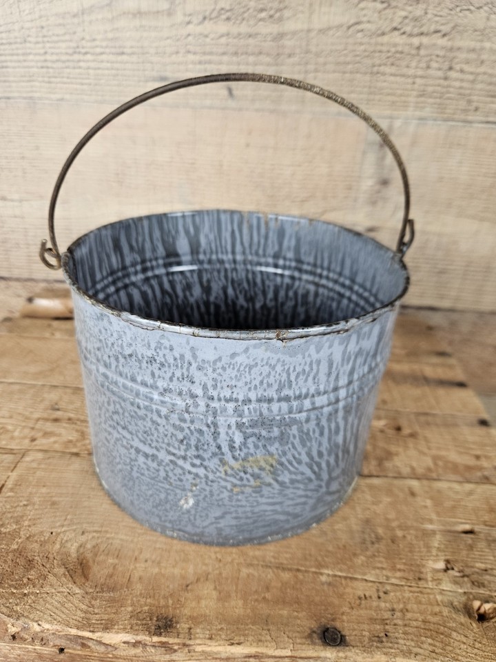 Antique Gray Enamel Graniteware Berry Pail Bucket w/handle 5" tall | eBay