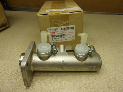 Isuzu Commercial Truck Brake Cylinder Assembly 8-97109339-0 | OE