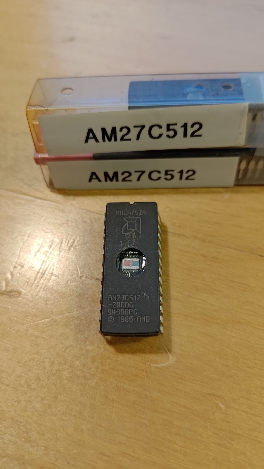 AM27C512 512 Kilobit (64 K x 8-Bit) CMOS EPROM | eBay