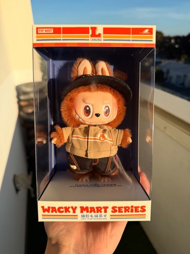POP MART Labubu Wacky Mart Series Vinyl Plush Hanging Card – 100 % ...
