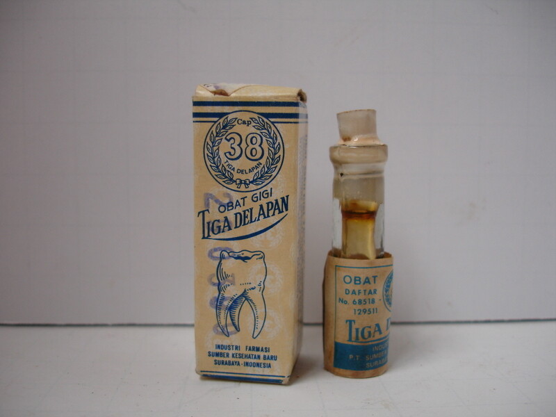 VTG LOT Medical, Pharmacy & Dental Tins, Bottles,Tubes: Johnson's ...