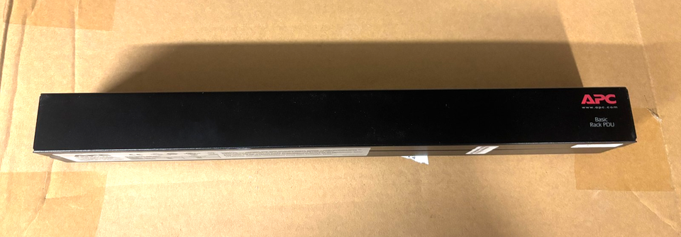 APC PDU Power Distribution Board AP9565 1U 3.7kW 230V 16A or 3.3kW 208V ...