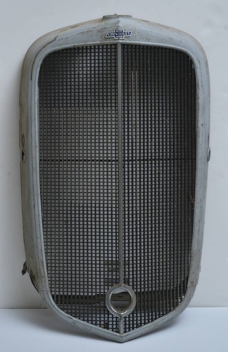 1933 Chevy Chevrolet Grille - original chrome and emblem - barn find ...