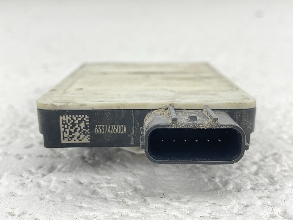 17-22 CHRYSLER PACIFICA REAR LEFT/RIGHT BLIND SPOT RADAR CONTROL MODULE ...