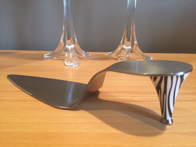 Wild Eyes Design High Heel Cake Server "Serve in Style" Removable Zebra ...