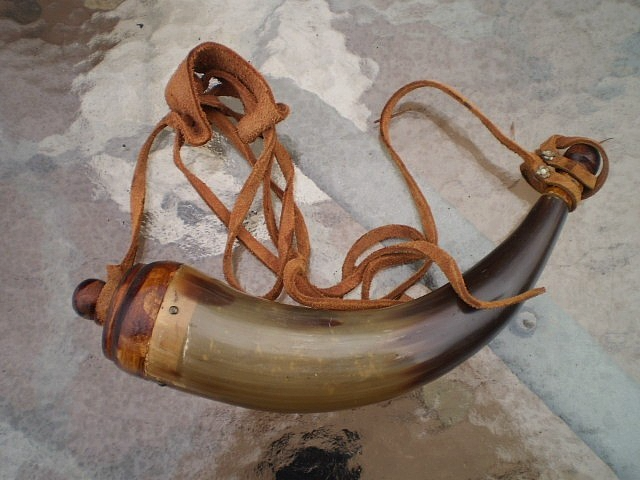 Vintage early Powder Horn with Leather Starp | eBay