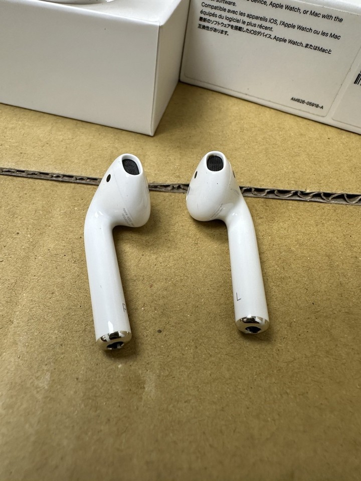 Apple AirPods 1st Generation w/ Charging Case White - Model A1602 Q | eBay