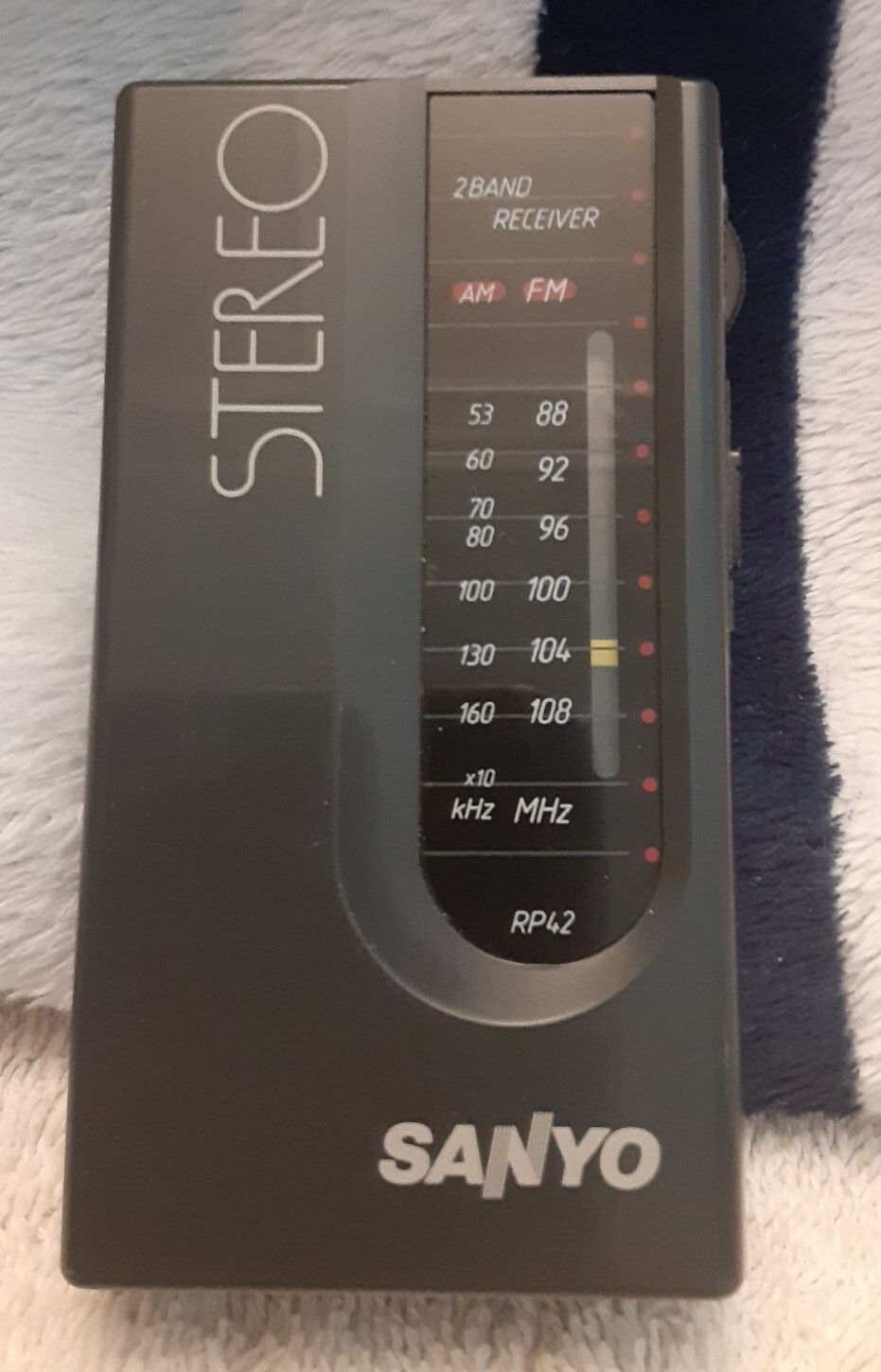 Vintage Collector’s Sanyo AM/FM Stereo Portable Radio RP42 - Tested ...