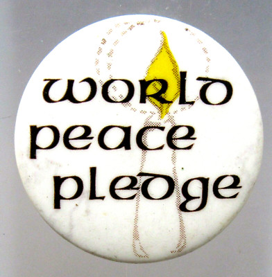 WORLD PEACE PLEDGE 1.5" pinback button yy | eBay