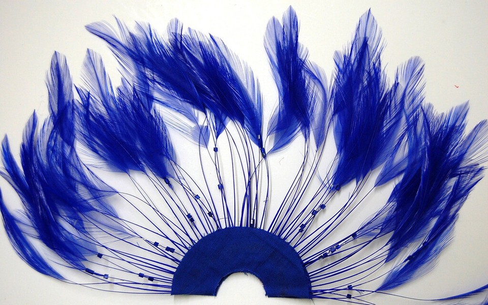 HALF PINWHEELS FEATHERS Top Quality HACKLE; MANY COLORS (Halloween ...