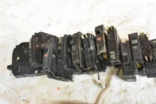 Lot of 48 Square D 15 & 20 Amp Electrical Breakers SWD | eBay