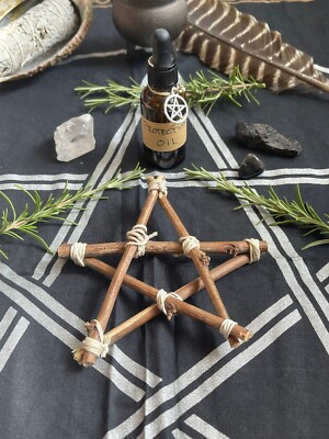 Protection Oil-Anointing Oil-Witchcraft Supplies-Wicca | eBay