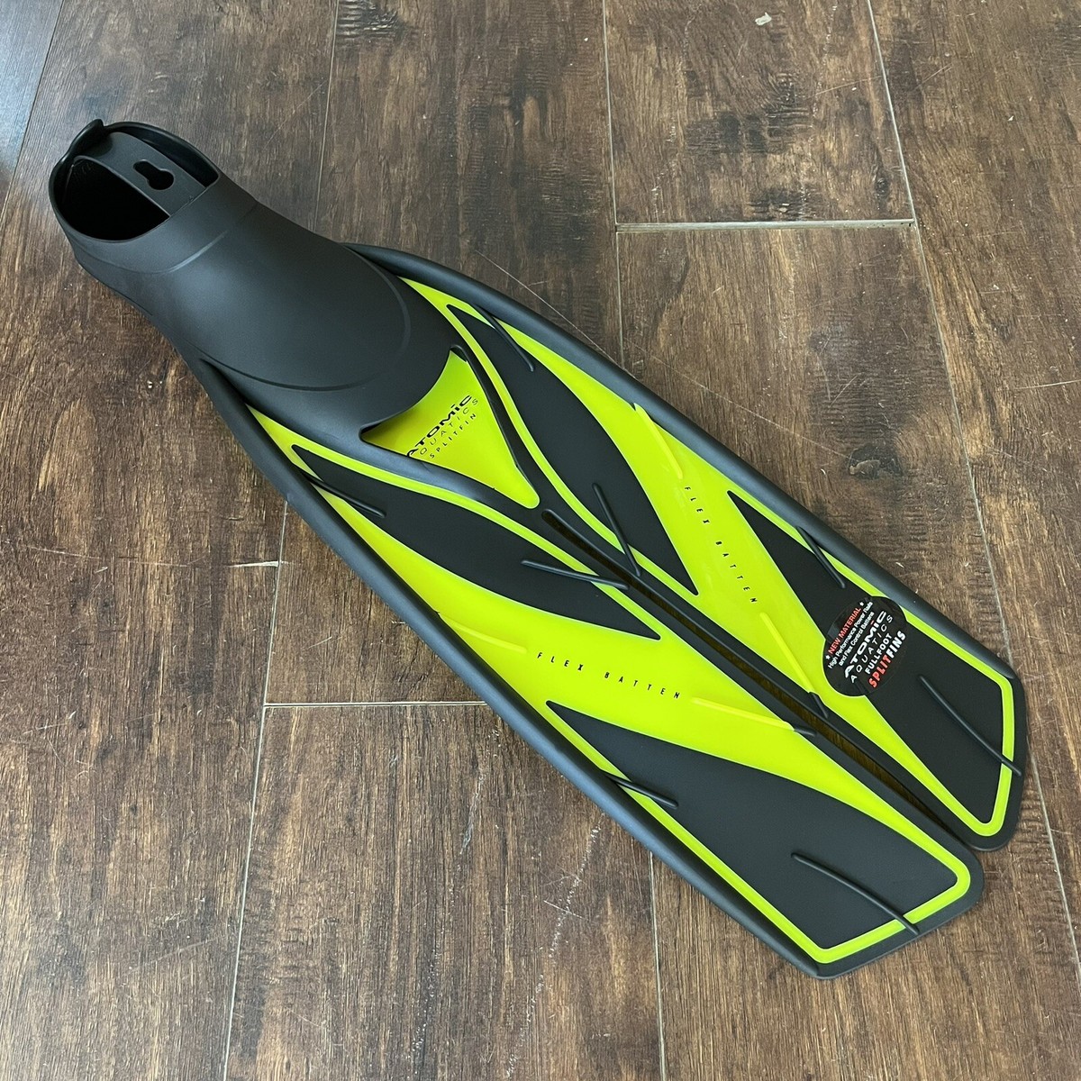 High Performance Swimming Fins ATOMIC AQUATICS Full Foot Split Fins For ...