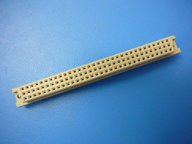 3M DIN-96CSC-S1 DIN 41612 Series C-Form Socket Connector 96 Pin 3-Row ...