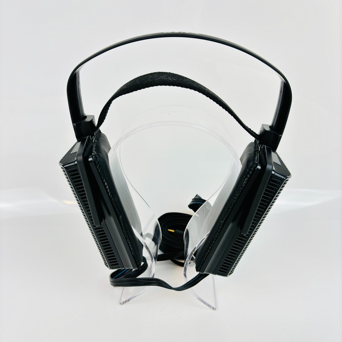 STAX SRS-3100 SR-L300 Ear Speaker + SRM-252S Amp System STAX SRS-3100 SR-L300 Ear Speaker + SRM-252S Amp System