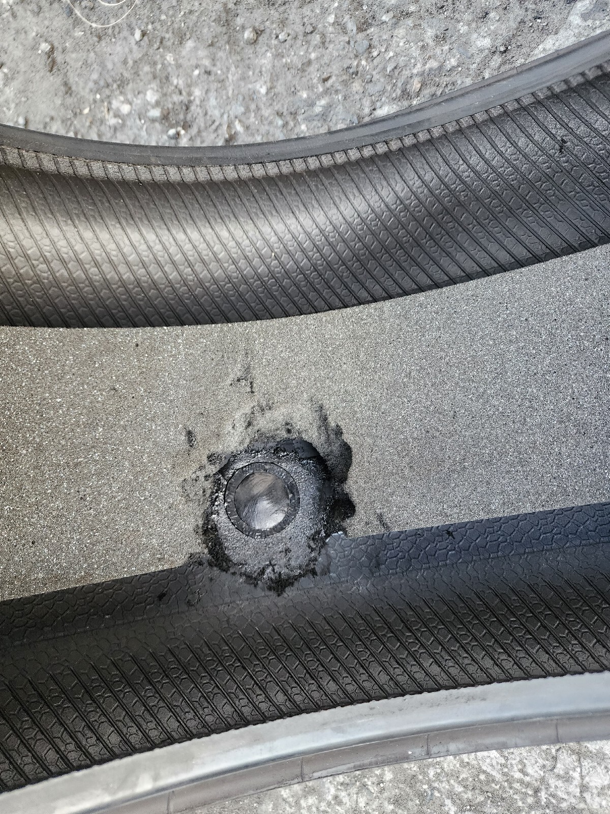 (1) 285/40/19 Continental ProContact RX T1 Tesla Tire | eBay