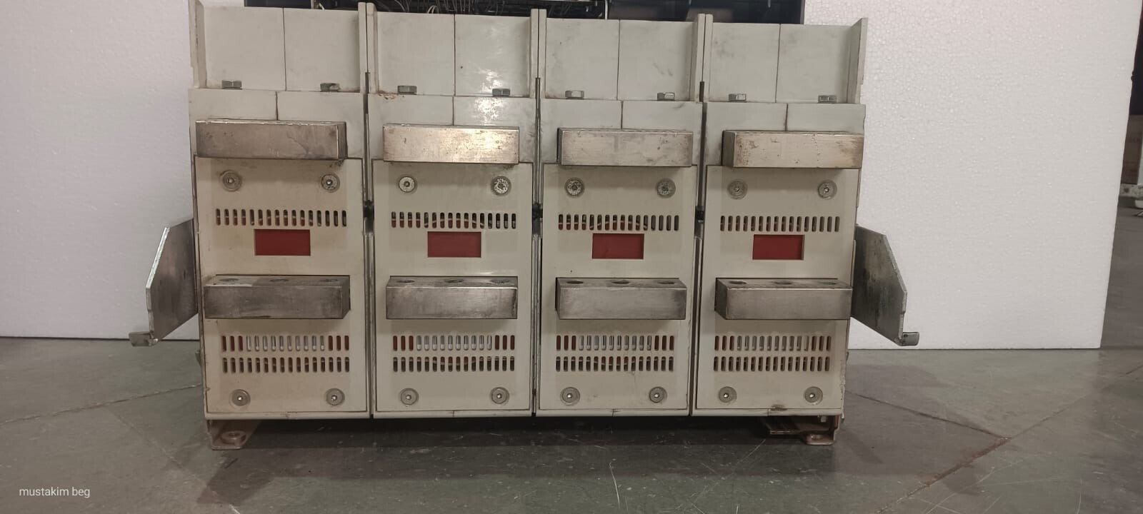 ABB SACE Emax E3n 25 Leistungsschalter 2500a for sale online | eBay