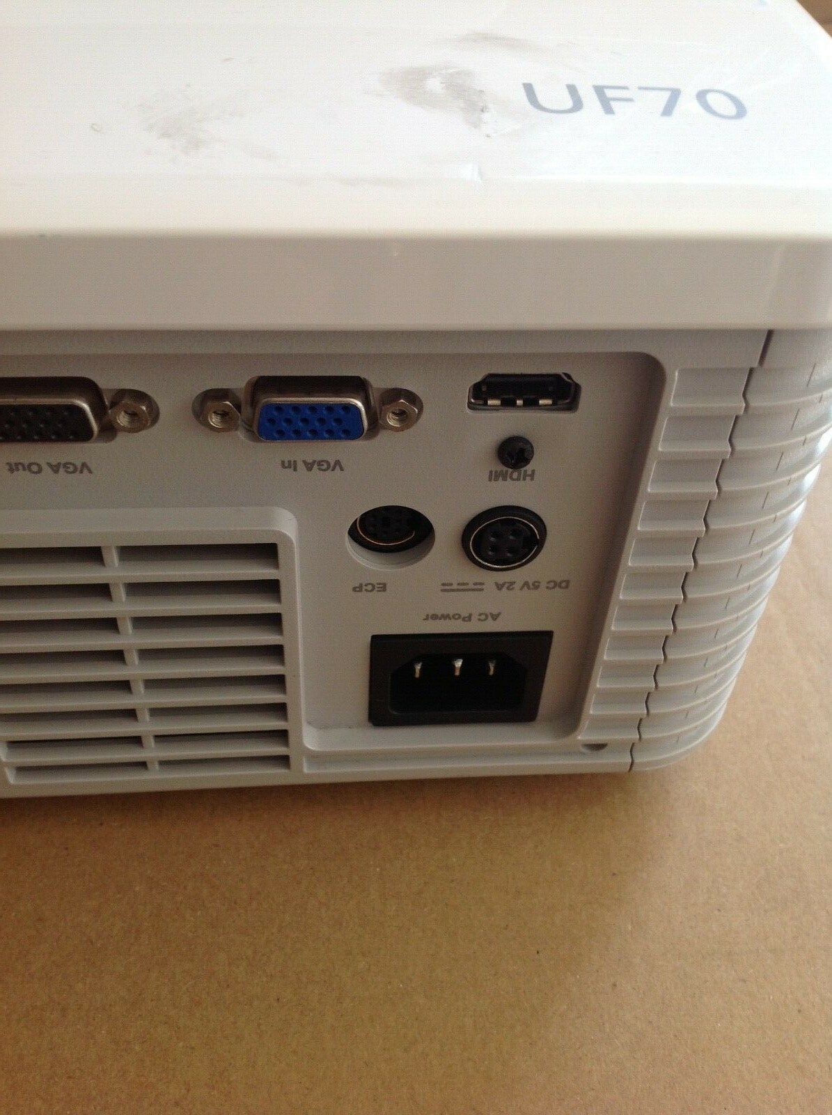 SMART DLP UF70 Projector -POWER LED LIGHT SHOWS RED | eBay