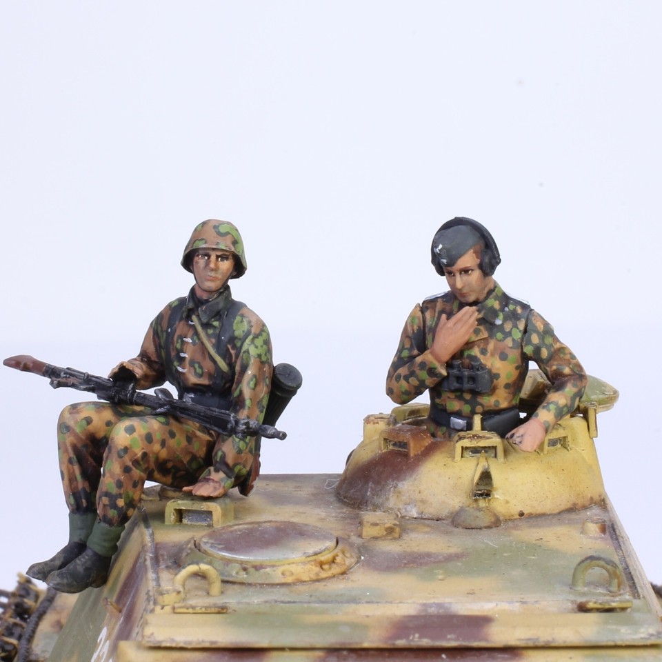 PreSale Pro-Painted Figures : Set 04 1:35 German SS Tank crews in WW2 ...