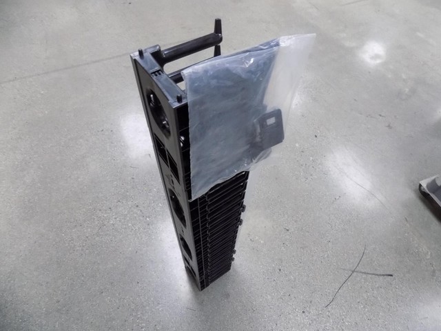 Panduit Wmpvf22e Netrunner Vertical Manager 4x5 Front Only 22ru for ...