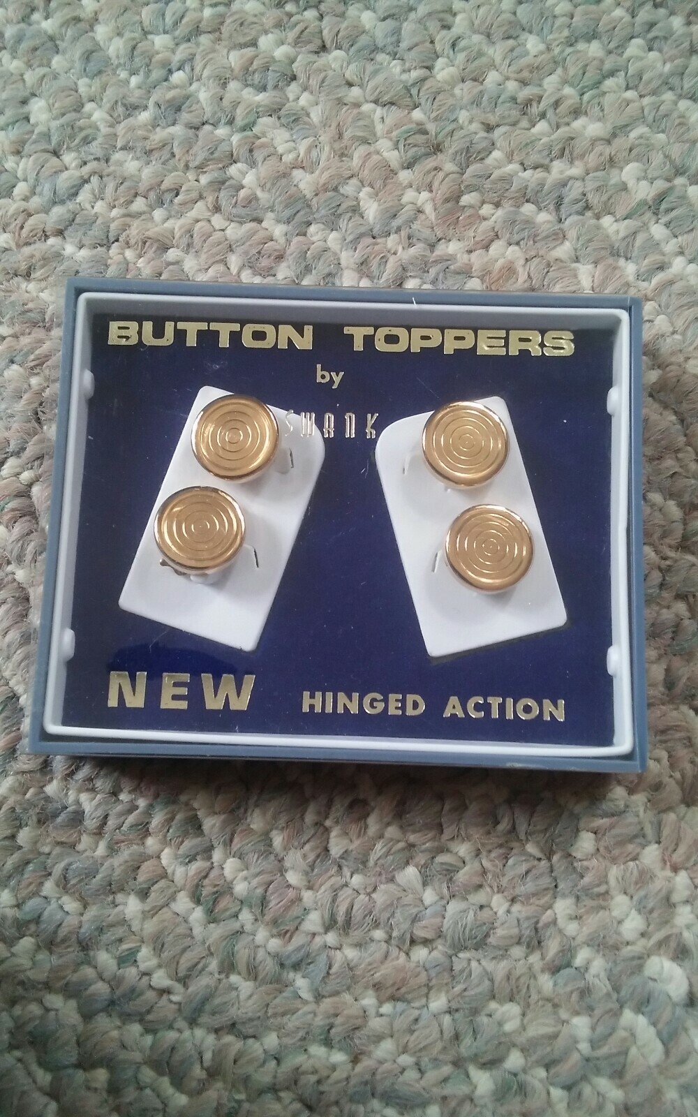 005 Vintage Swank Button Toppers Round Gold Tone Hinged Action Box Set ...