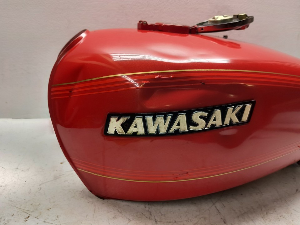 1978 Kawasaki KZ650B KZ650 OEM Fuel Tank Gas Cap Petcock | eBay