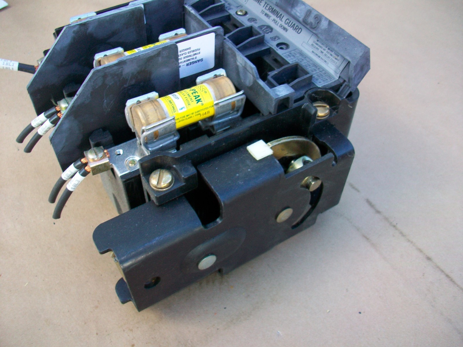 Allen Bradley 30amp Flanged Disconnect Switch 1494V-DS30 3 pole 600vac ...