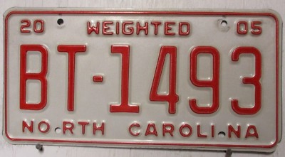 2005 North Carolina license plates tag red white weighted BT-1493 man ...