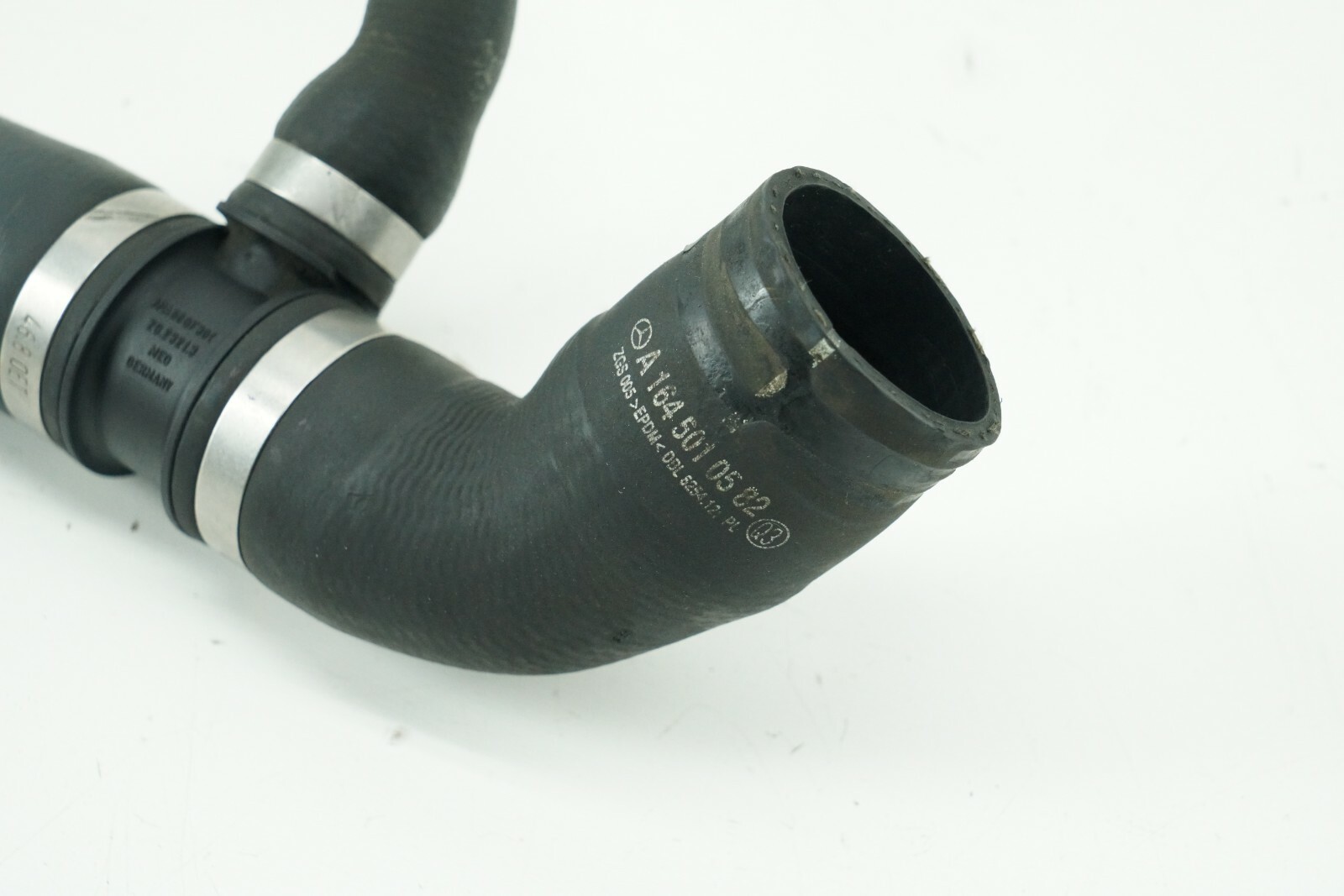Mercedes W164 06-11 Lower Radiator Cooling Line Hose Pipe Tube ...