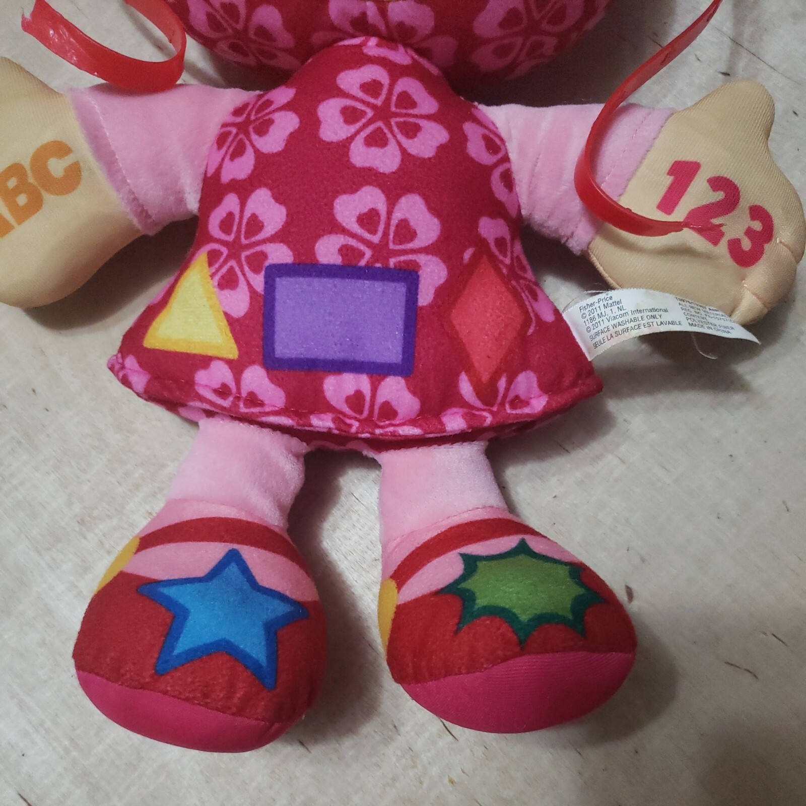Fisher Price 2011 Team Umizoomi Mighty Musical Milli 13" Talking ...