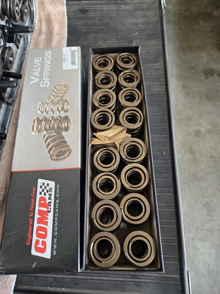 comp cams valve springs 26924-16 | eBay
