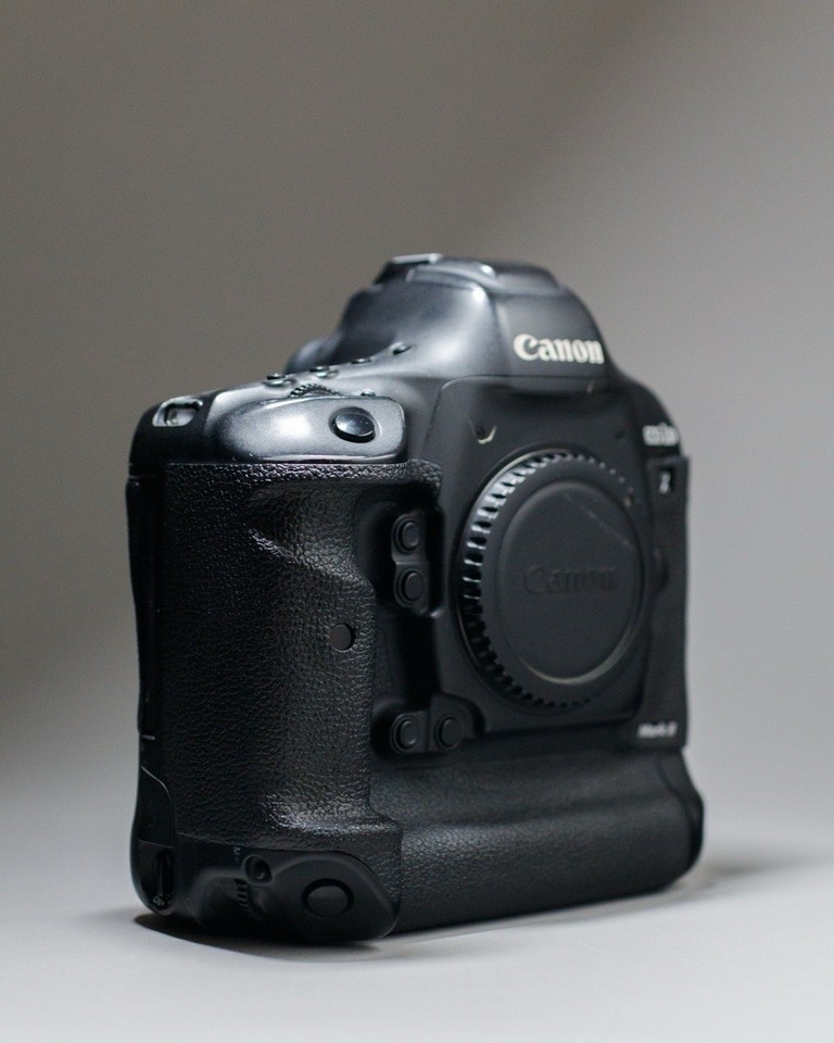 Canon EOS 1DX 1D X Mark II 20.2 MP Camera - 184k Clicks + 128gb CFast ...