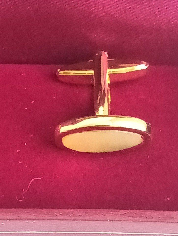 H.Samuel 9ct Yellow Gold Mother Of Pearl Cufflinks - Boxed (CS) | eBay UK