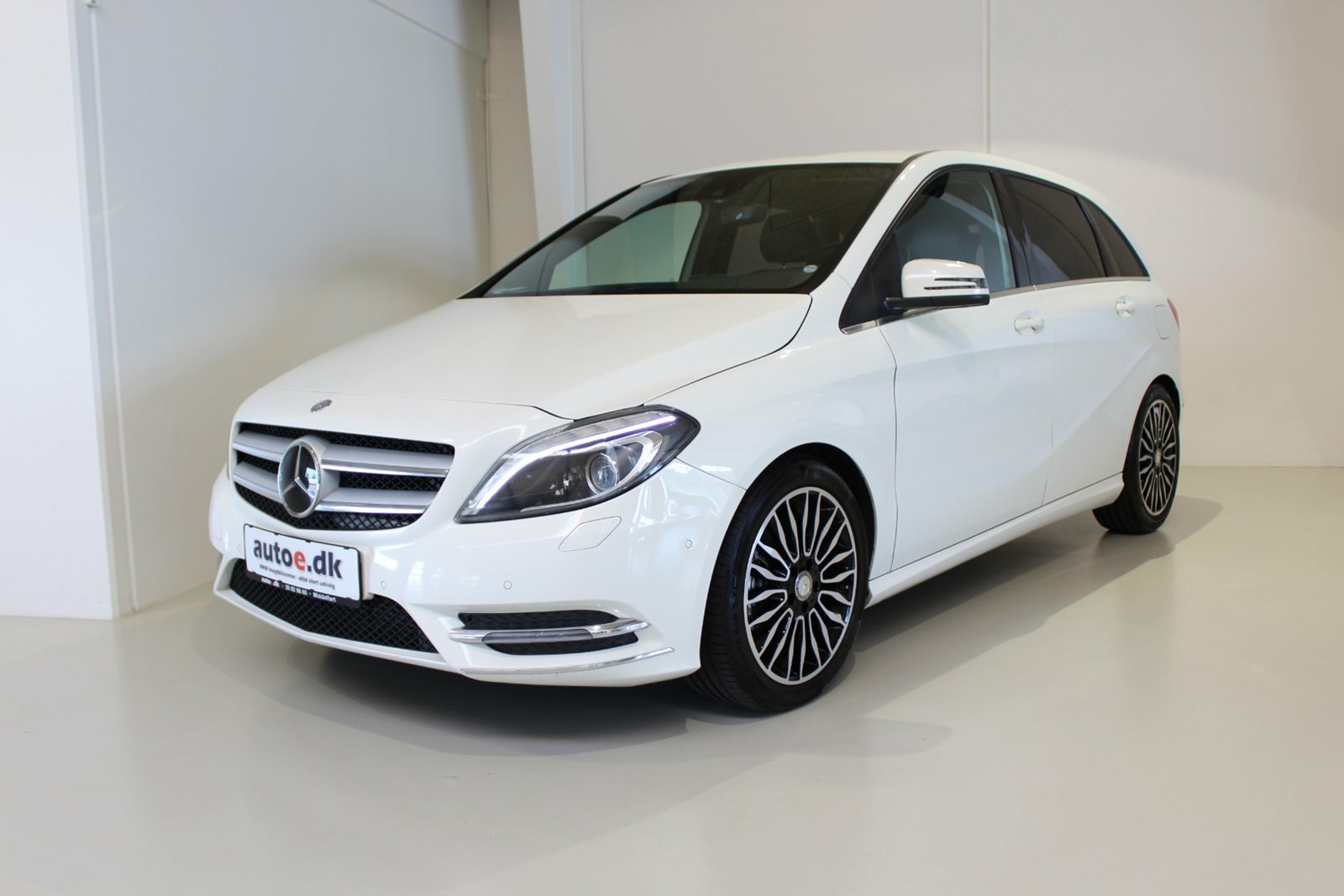 Mercedes B180 Anmeldelser - Se vurderingen på Bilbasen