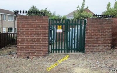 Photo 6x4 Electricity Substation No 5774 - Bolus Lane Lofthouse Gate ...