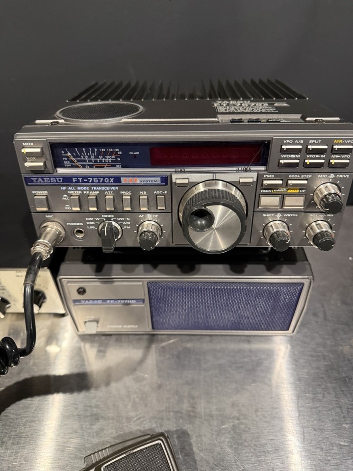 Yaesu FT-757GX HF Ham/Amateur +FP-757HD PW Supply+MFJ Tuner. See Pics ...